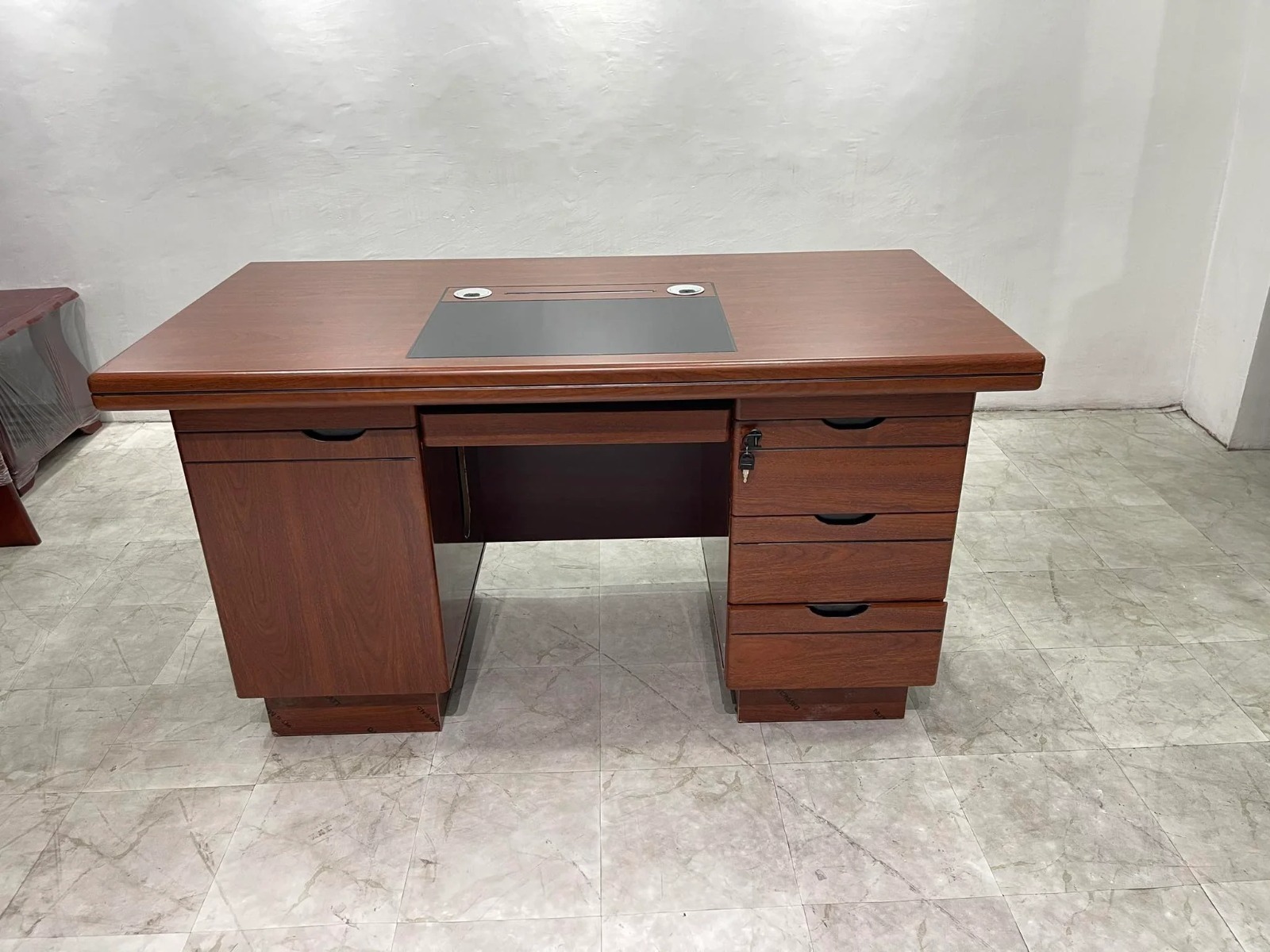 1.2 meters executive office table - Ideal Furniture
